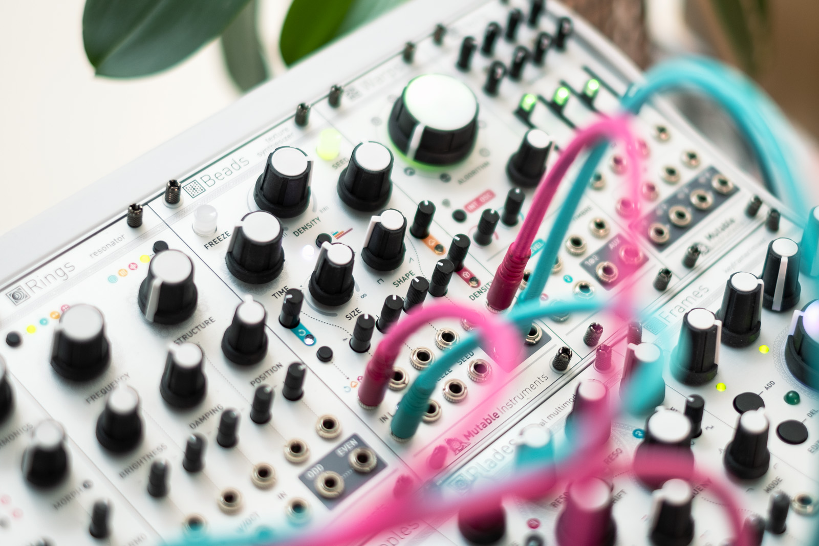 How to start with Modular Synthesis? Modular Synth 101