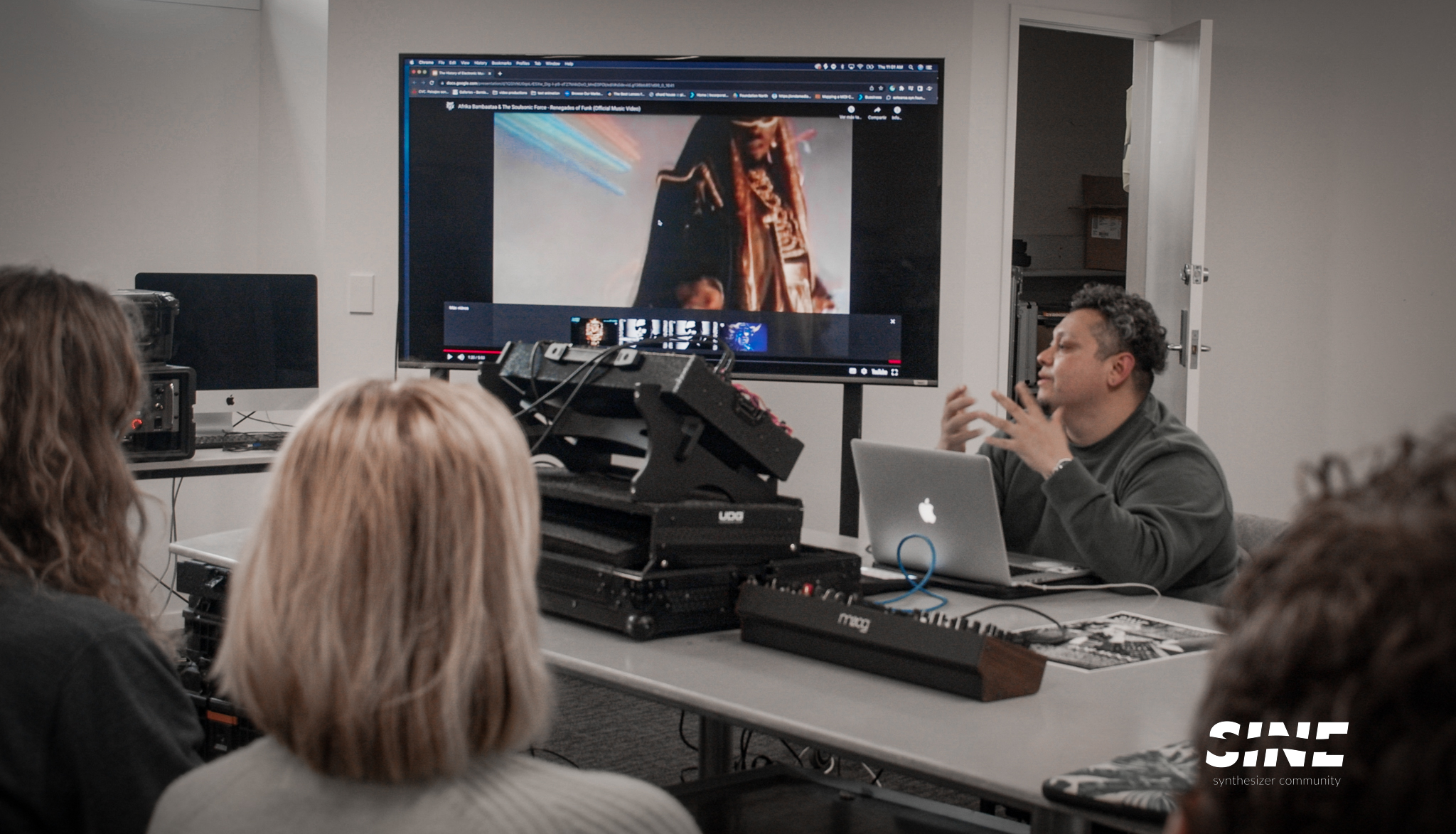 Sine Community | Academy, learn about electronic music